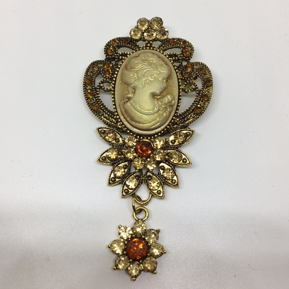 Jewelry | Vintage Ivory Cameo Pin | Poshmark